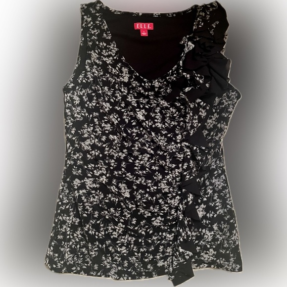 Elle | Tops | Elle Ruffle Tank | Poshmark